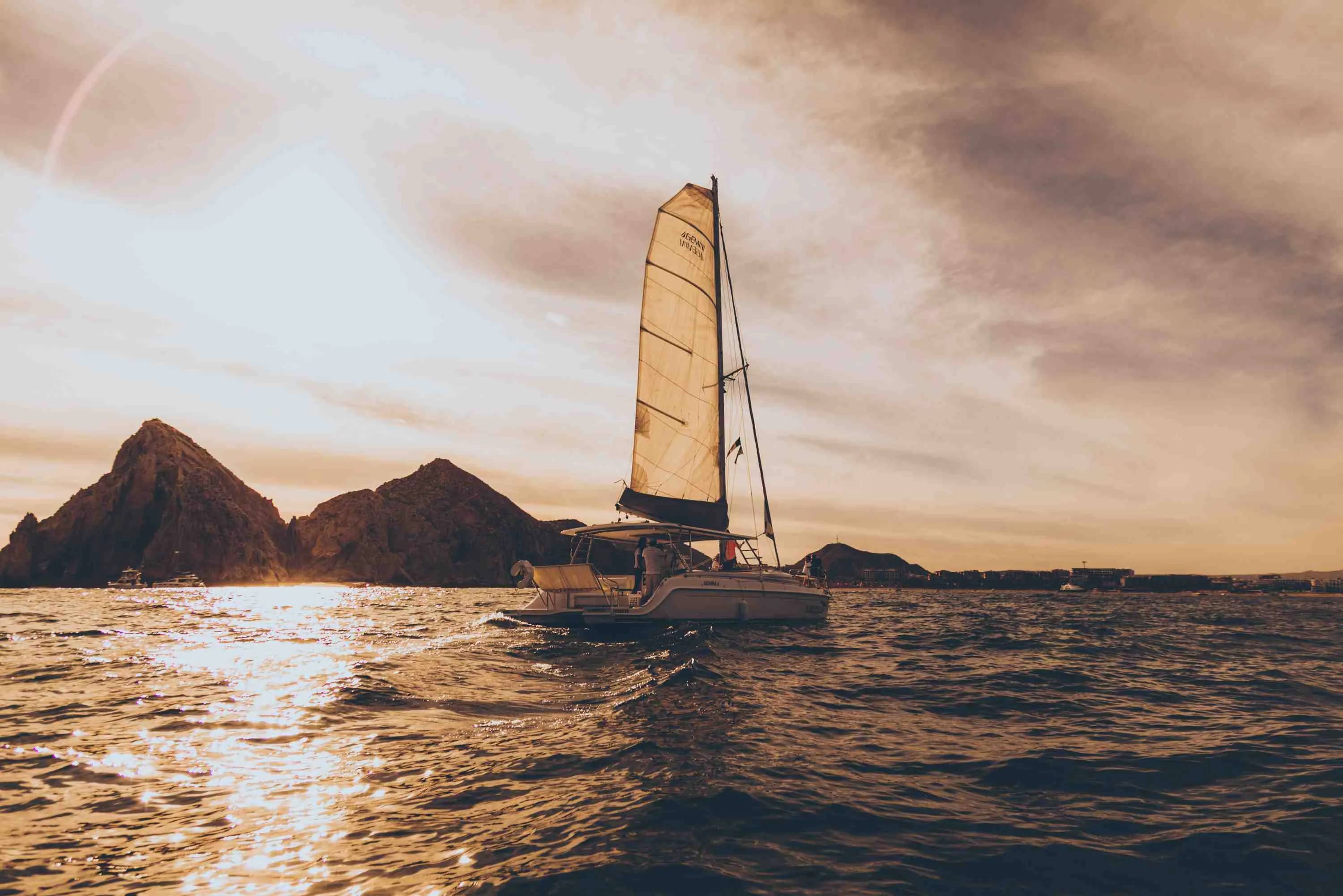 Cabo Sunset Sailing | Gray Line Los Cabos